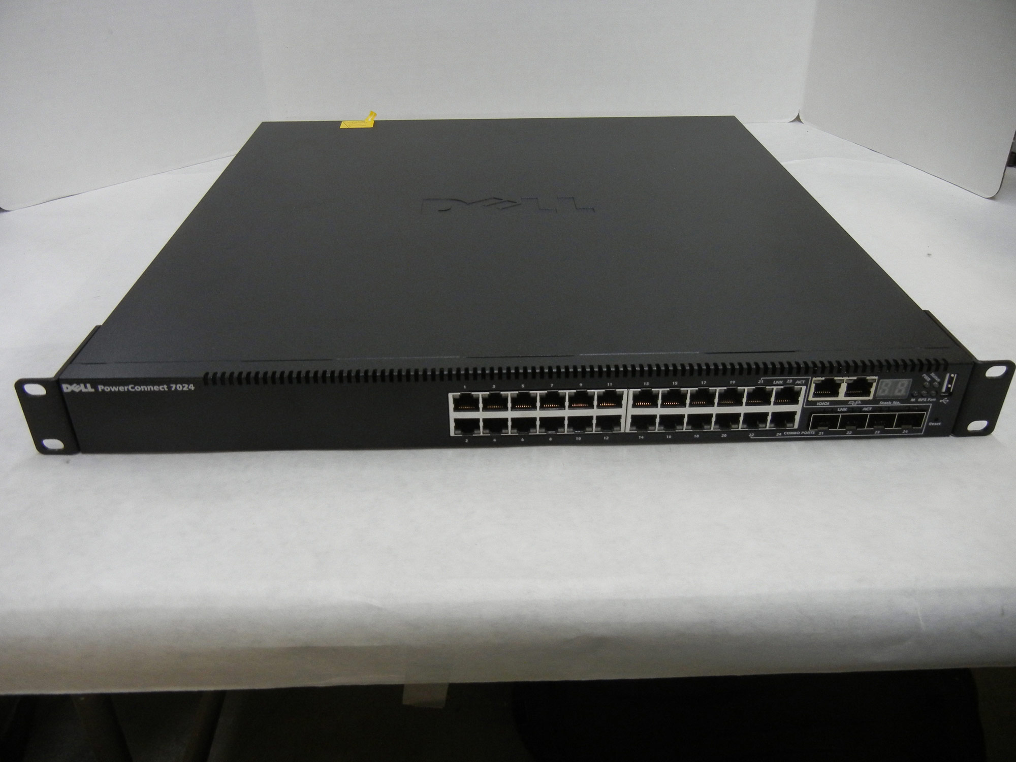 013 | Hitachi Universal Storage Platform